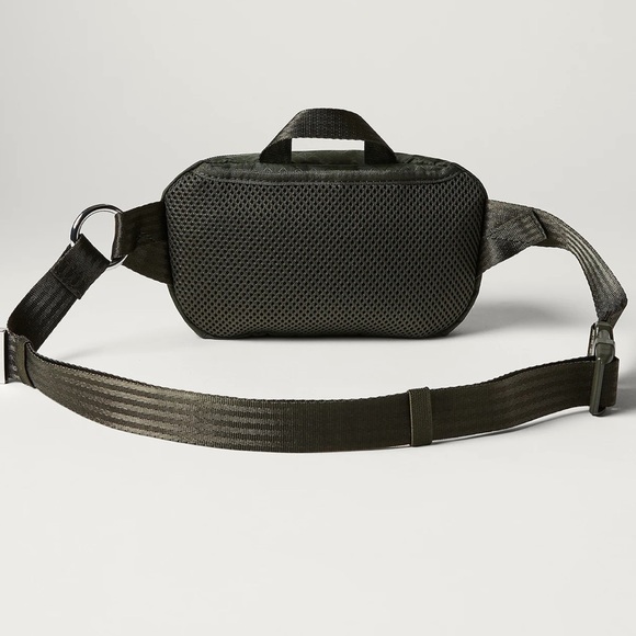 Athleta | Bags | Nwt Athleta Excursion Mini Belt Bag In Aspen Olive ...